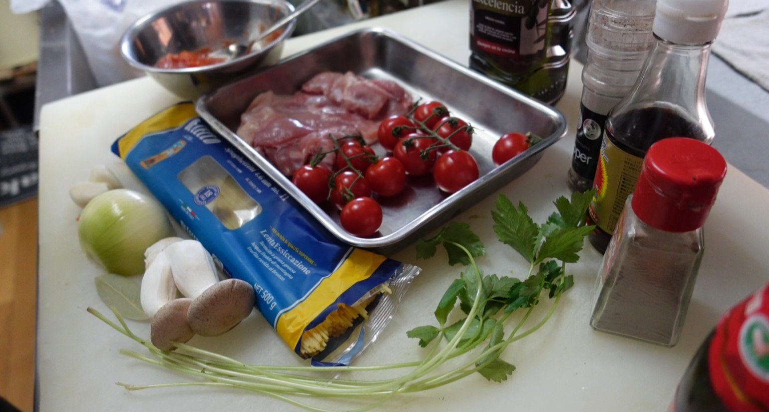 🐔🍅🍝Chicken tomato sauce ragout spaghettini – maxmax cooking recipe